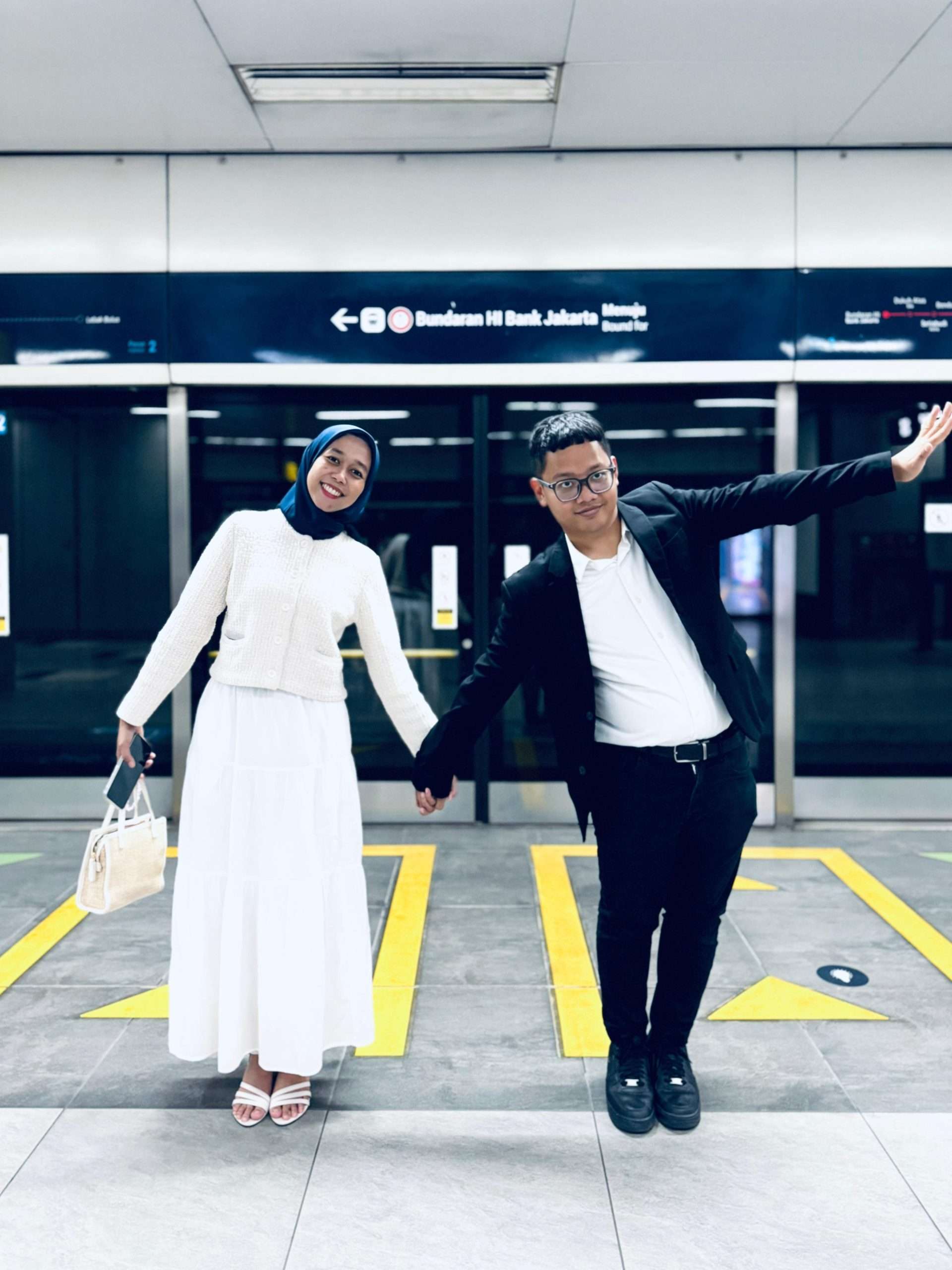 The Wedding Of Reza & Unna - Invitos.id